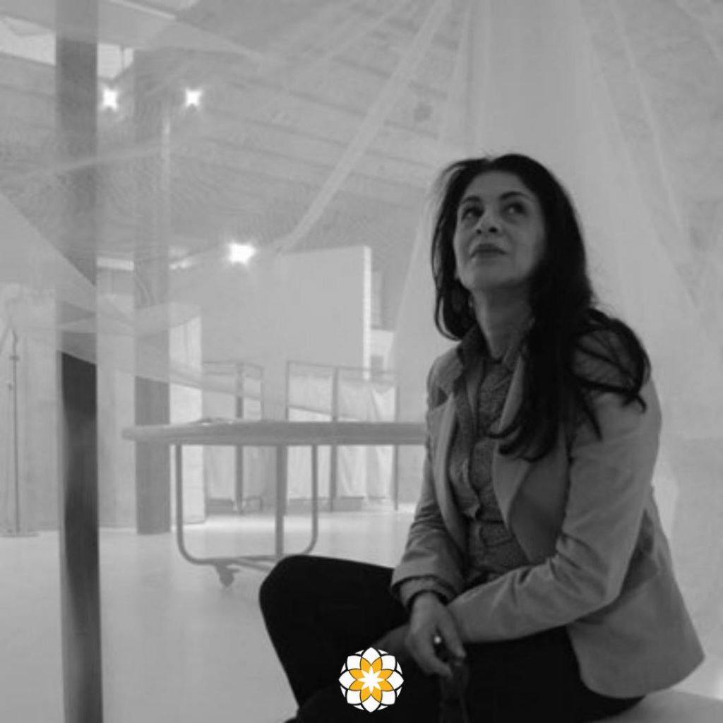 Après ses études à l’ESBA d’Alger : Feriel Gasmi Issiakhem véritable ...